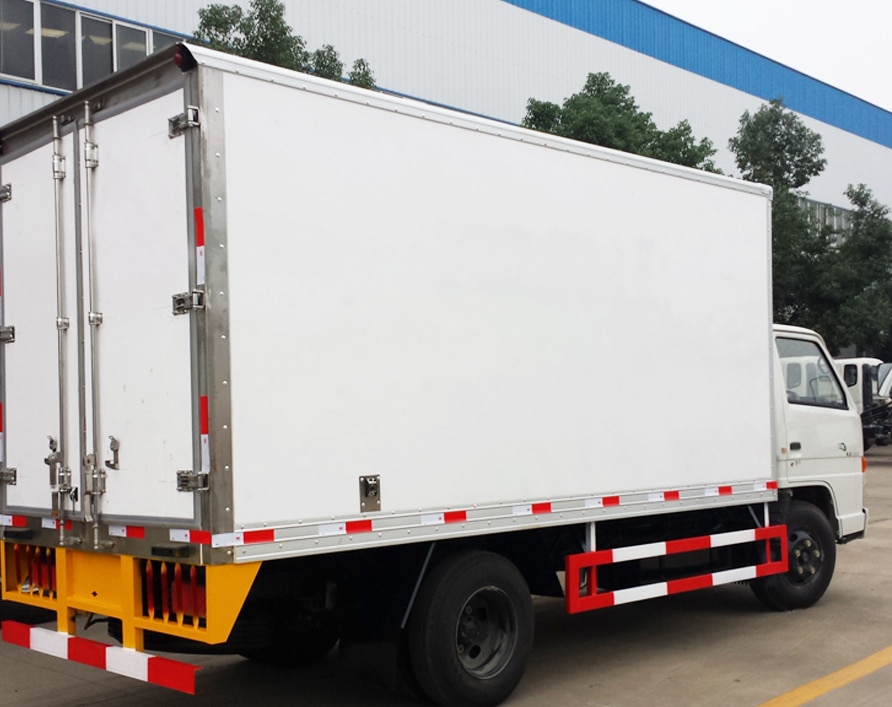 Frozen Truck Delivery KL & Selangor | Cold Transport Service